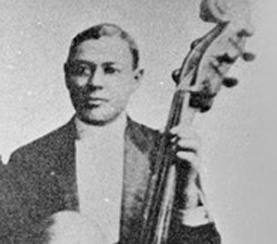 Bajistas, contrabajistas y violonchelistas :: Gramola Global